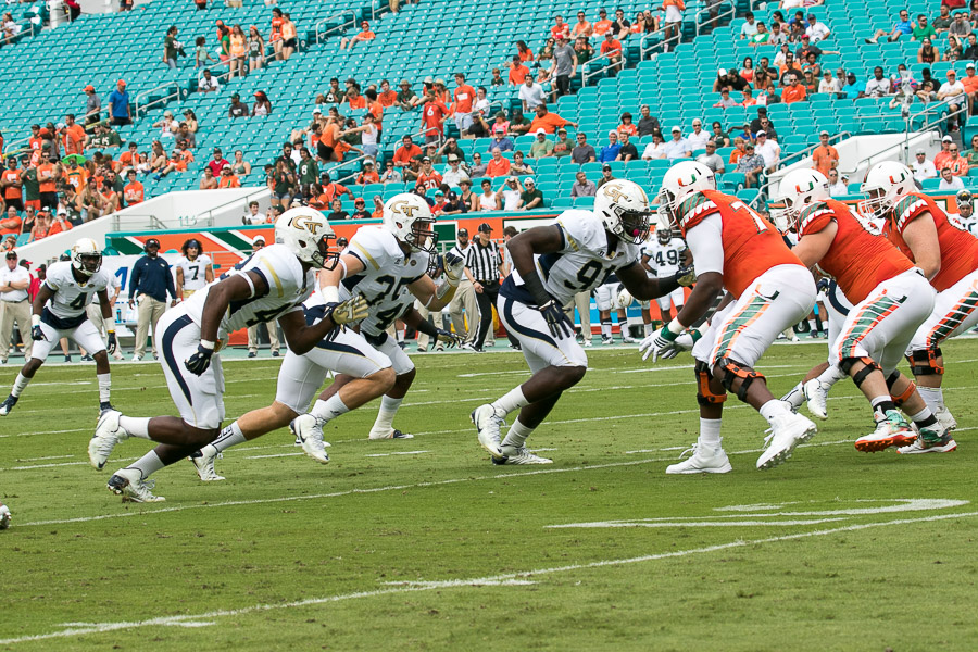 Photos - Georgia Tech vs. Miami Football Photos 11/21/2015 | Georgia ...