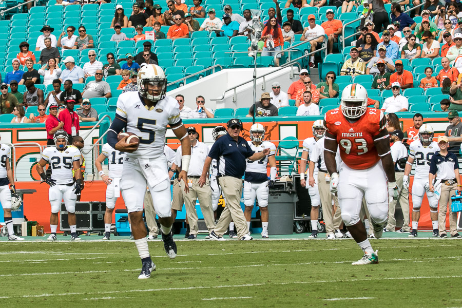 Photos - Georgia Tech vs. Miami Football Photos 11/21/2015 | Georgia ...